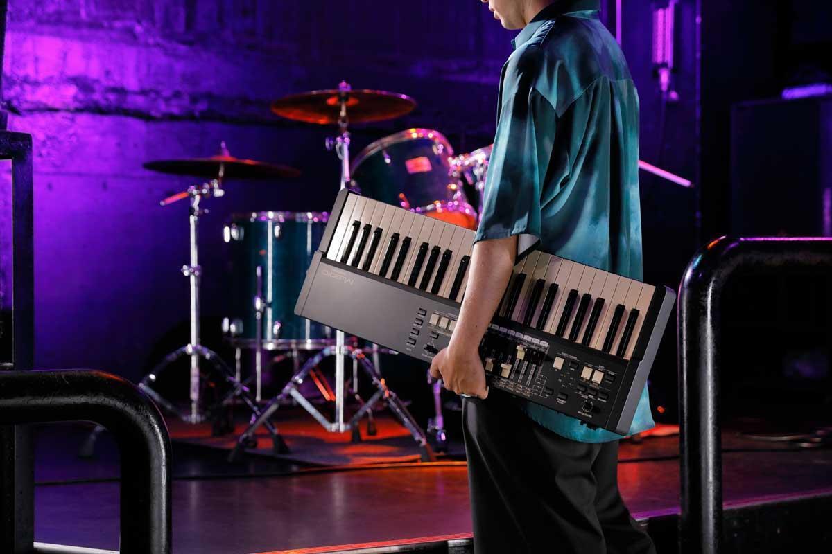 Hammond M-solo drawbar keyboard - Black