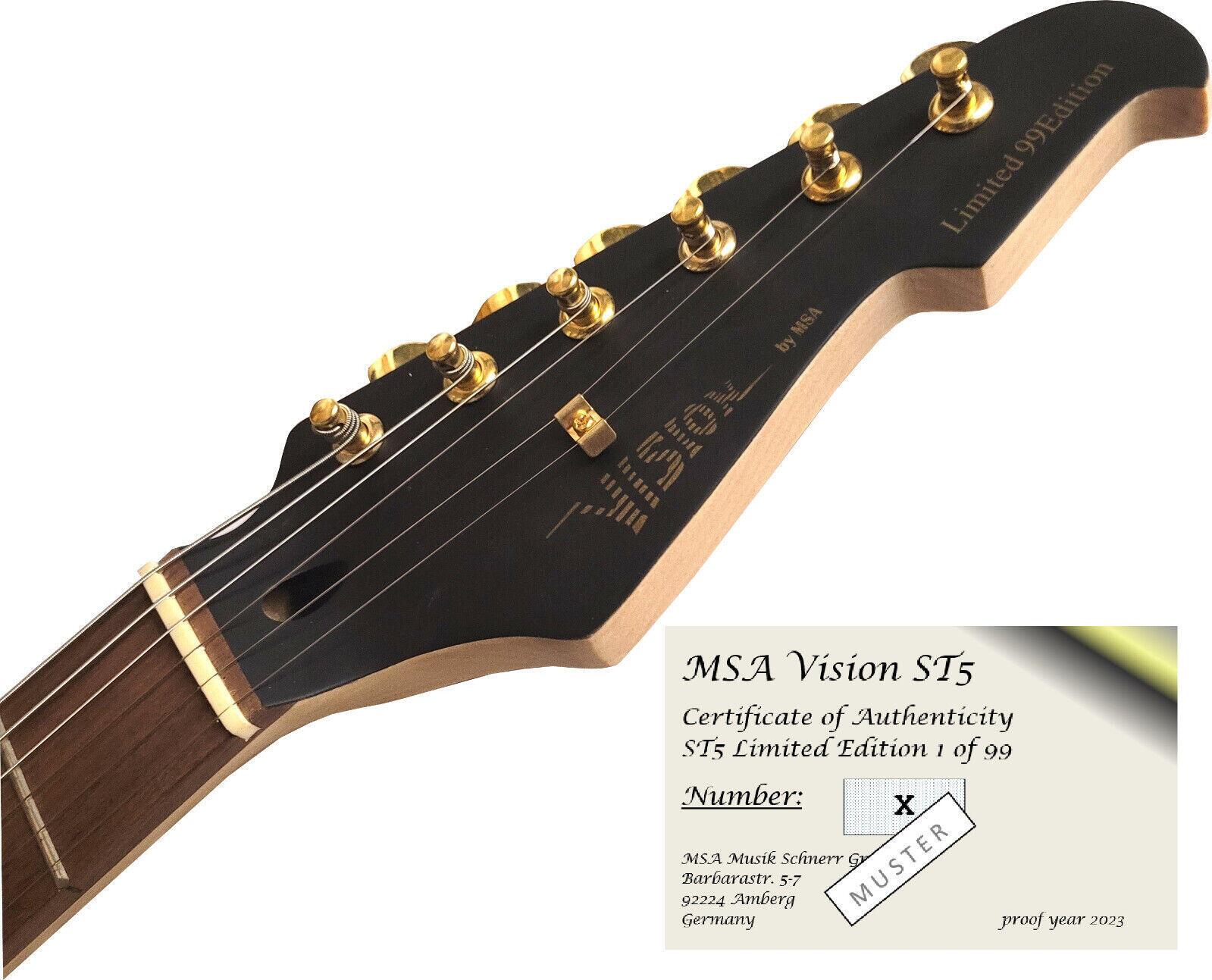 Vision - Limited Edition! 1 of 99 Mat Sort - Guld